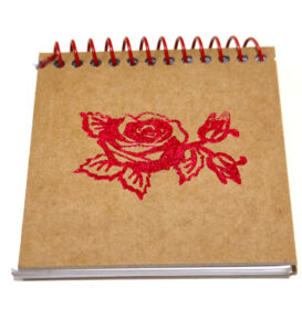 ¿Qué es la técnica de embossing? - Badabadoc Art Blog